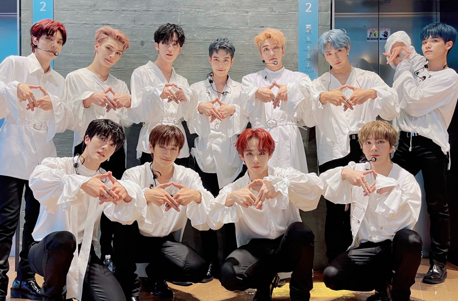 OMEGA Xメンバー11人の人気順ランキング！身長やプロフィール・カラーの有無も徹底紹介【2025最新版】